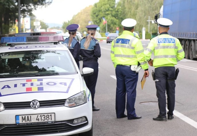 Poliția Rutieră, controale în traficul prahovean: Bărbat cu permisul suspendat, depistat la ...